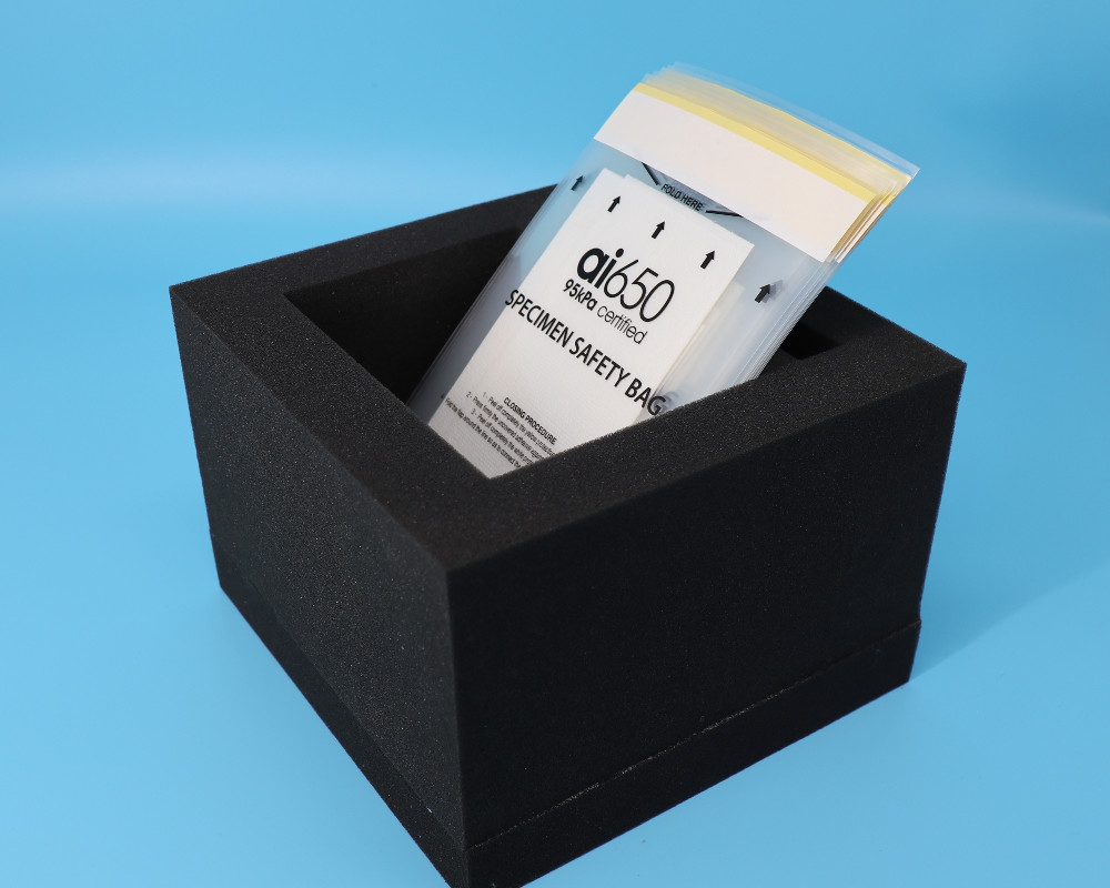 Sterilized 95kPa Sample Carrier Bag Pressure Sensitive Adhesive Closure
