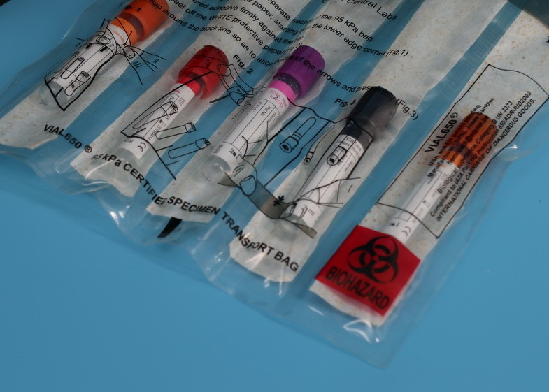 Liquid Absorbent Pouches Spill Pads Complies With IATA Regulations ...